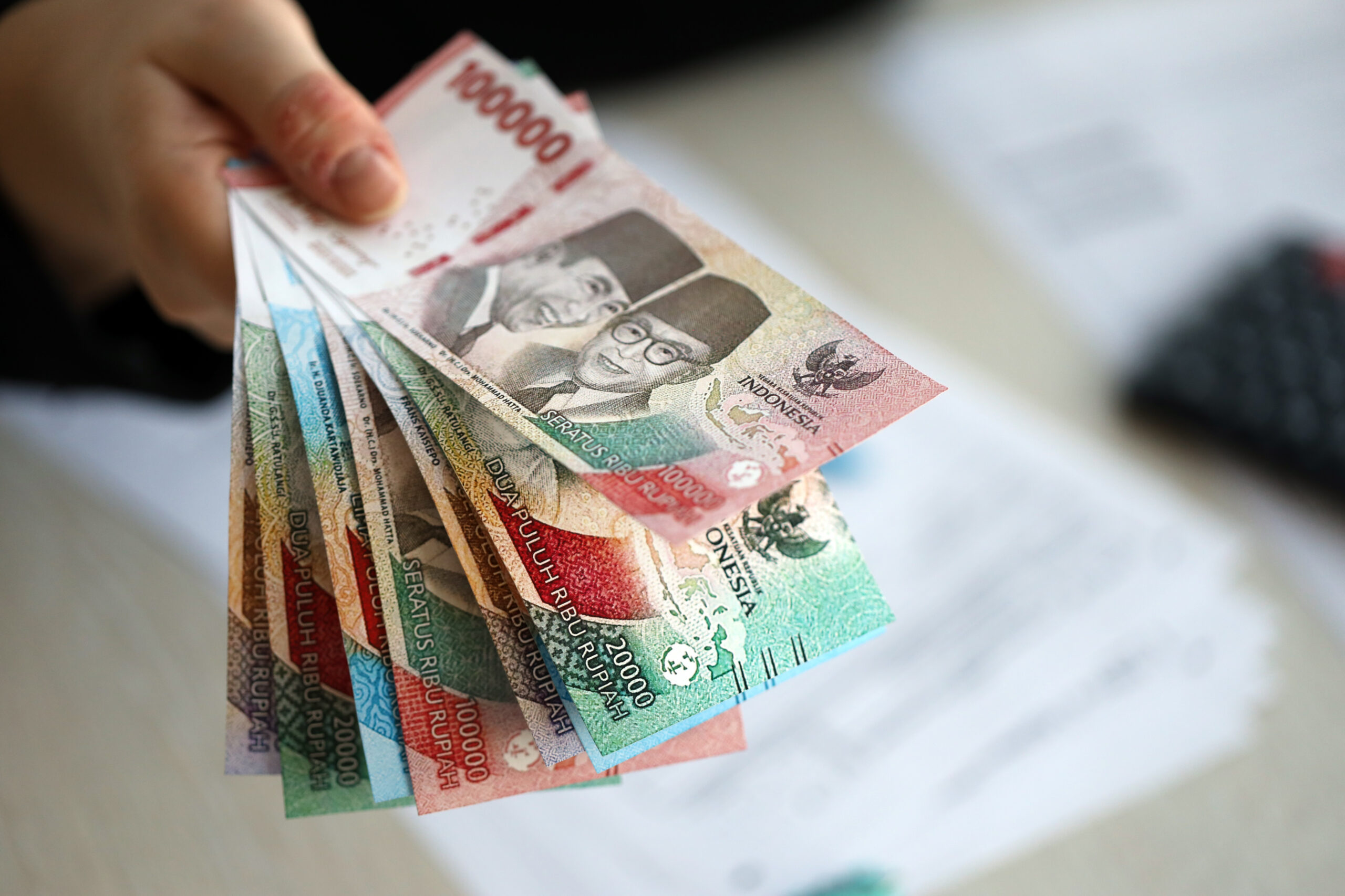 Indonesia’s Investment Landscape: What Expats Need to Know - Adaremit