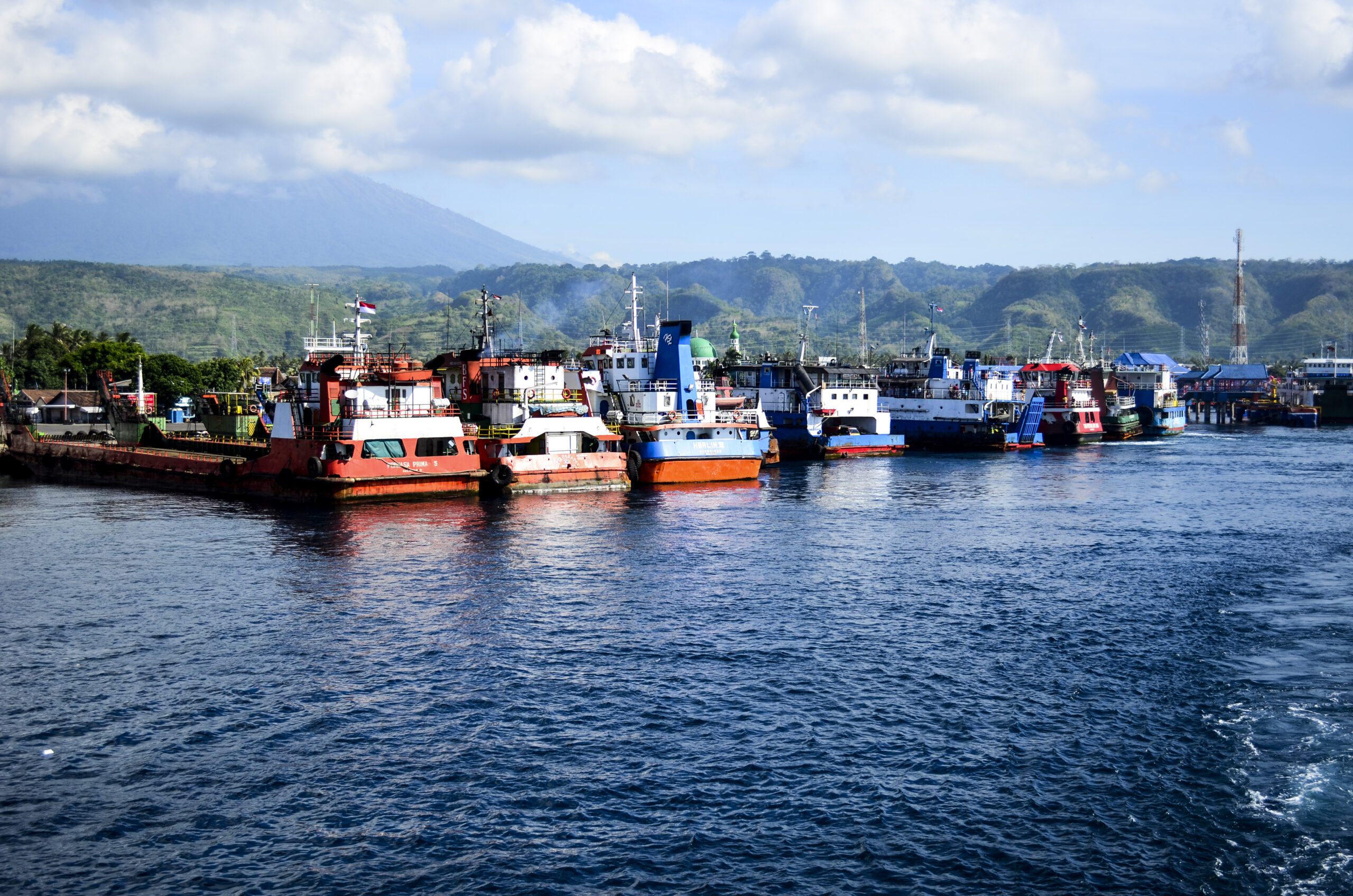 A Ferry Sinks in Bali Strait – July 3, 2025 - Adaremit